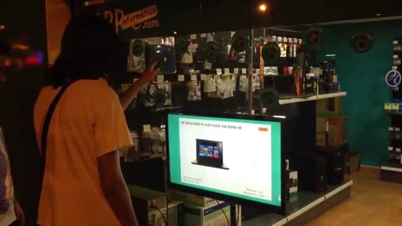 APP Informática "La Plaza" Villena, en Alicante, Diseña un escaparate ...