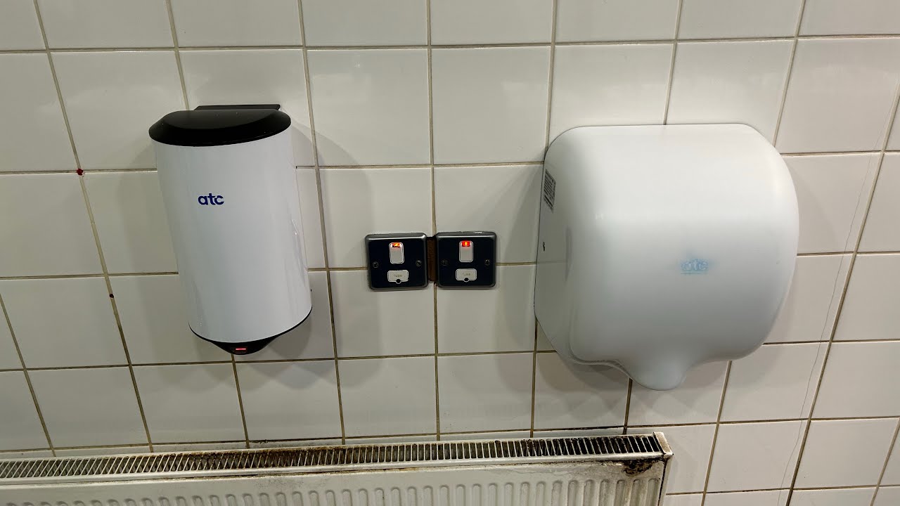 ATC Cheetah and Cub hand dryer: ODEON Cinema, Stillorgan 🚹2 - YouTube