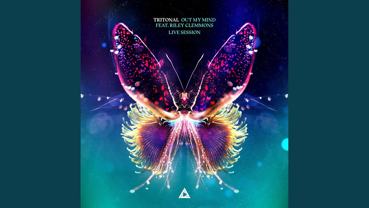 Out My Mind (Live Session) - YouTube