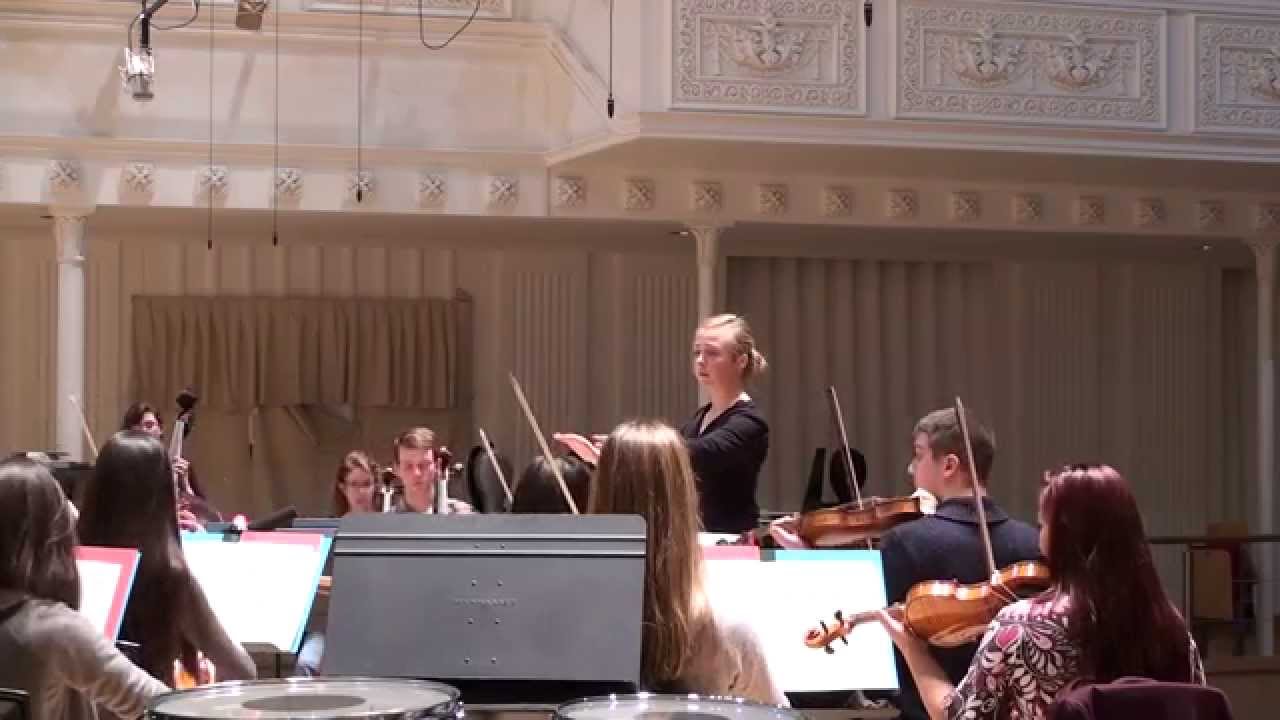 Holly Mathieson conducts Mozart Symphony No. 29, 2nd Mvt (2015) - YouTube