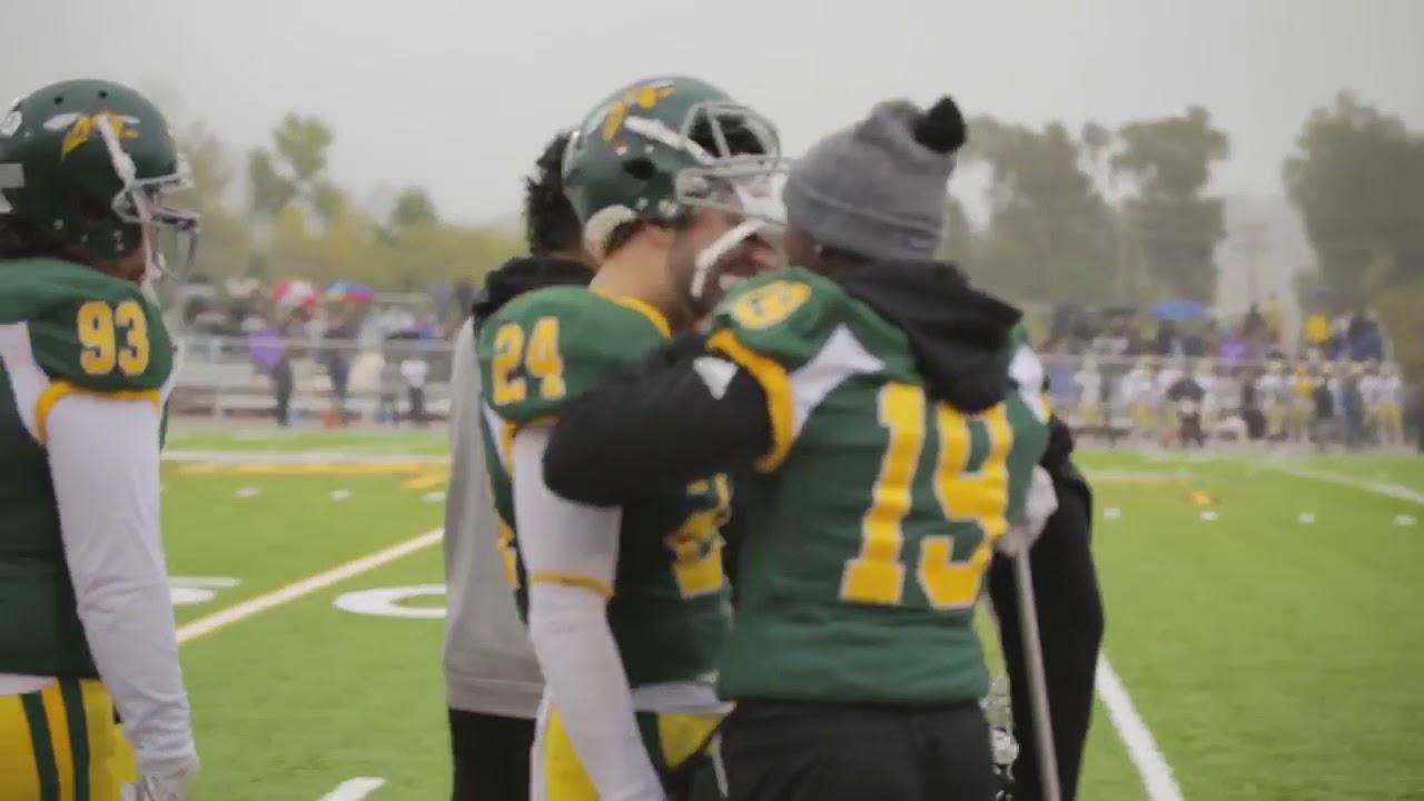 BHSU Football Highlights vs. SD Tech 9/23/17 - YouTube