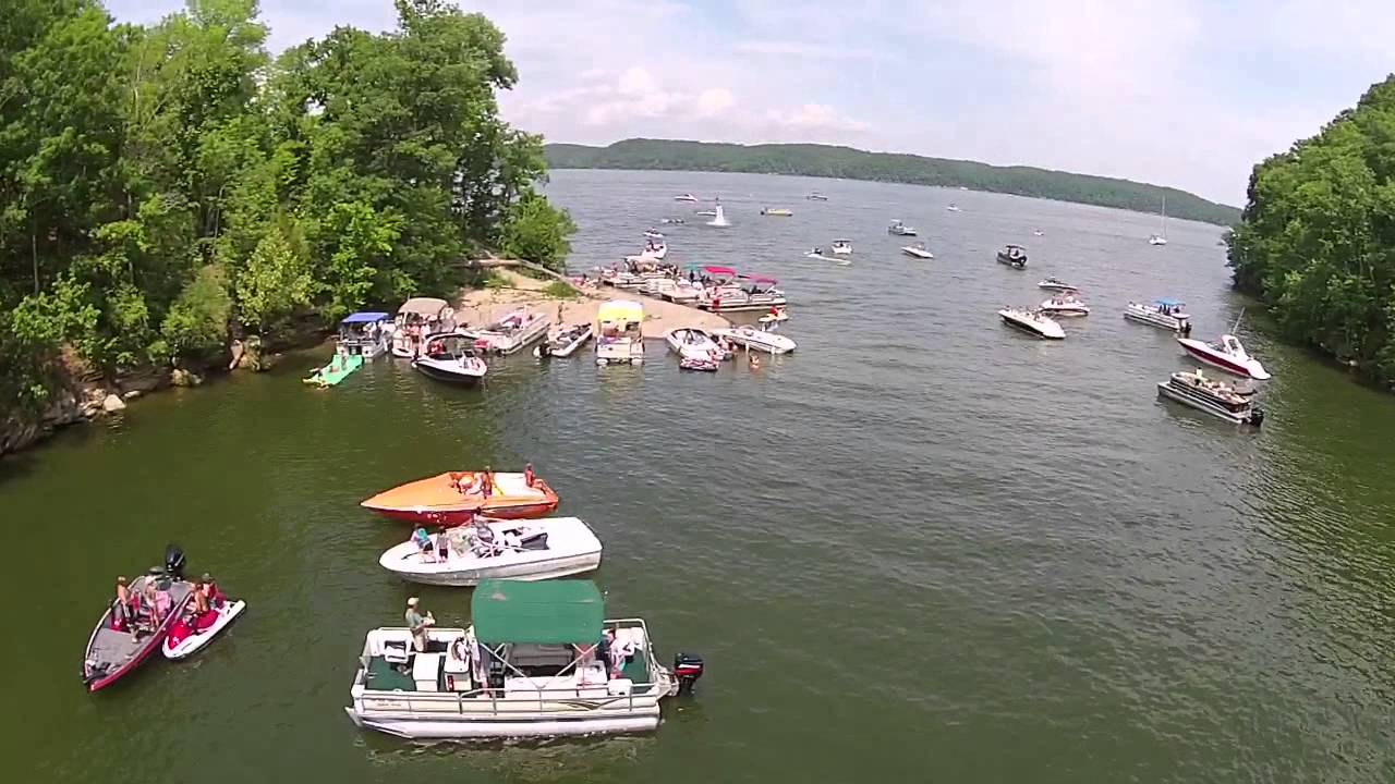 Drone at pickwick waterfall - YouTube