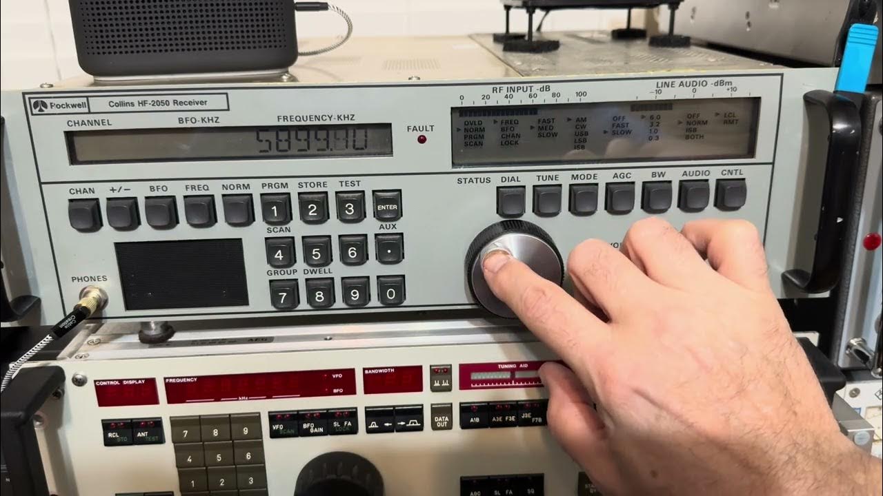 Rockwell Collins HF-2050 band scan - YouTube