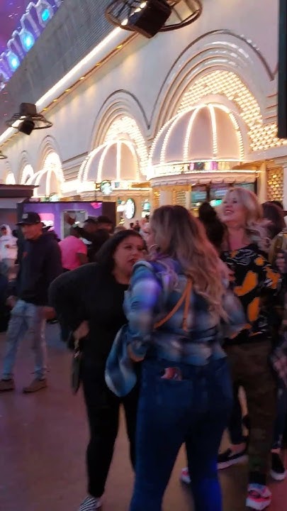 Fremont street las vegas night scenes Raw&unfiltered classic's #lasvegas#fremontstreet#downtown ...