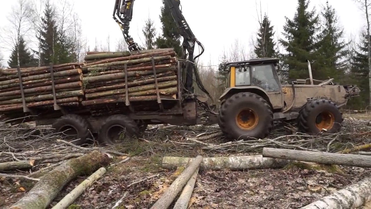 Valtra forestry tractor - YouTube