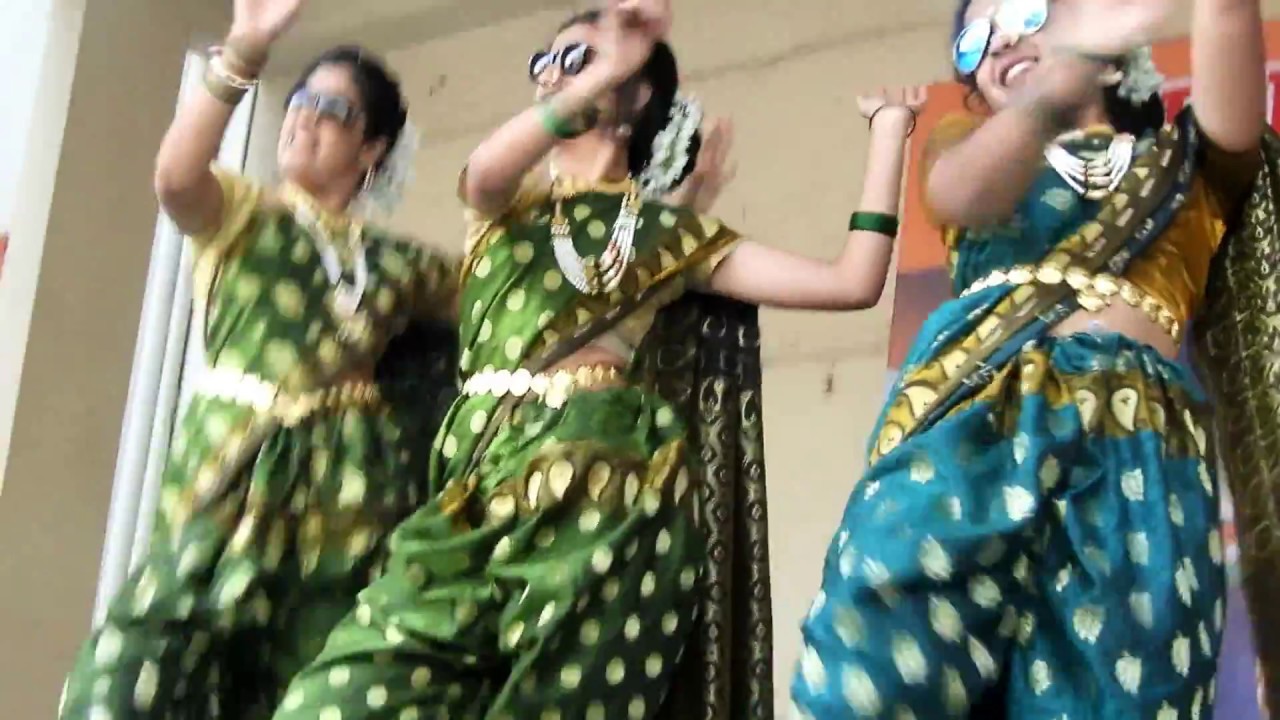Alphonsa School, Miraj Marathi Day Celebration Dance - YouTube