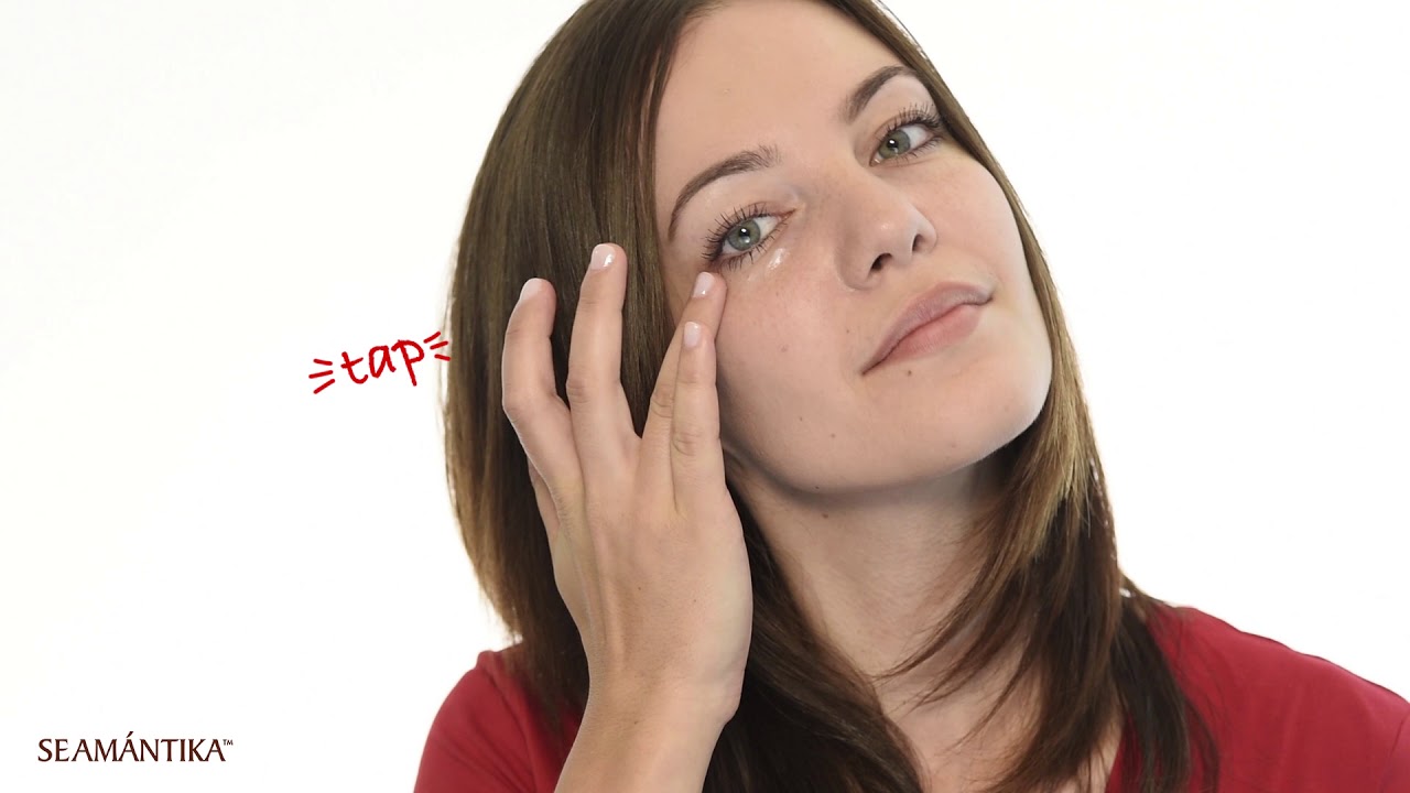 How to use - Plumping Mineral Eye Cream - YouTube