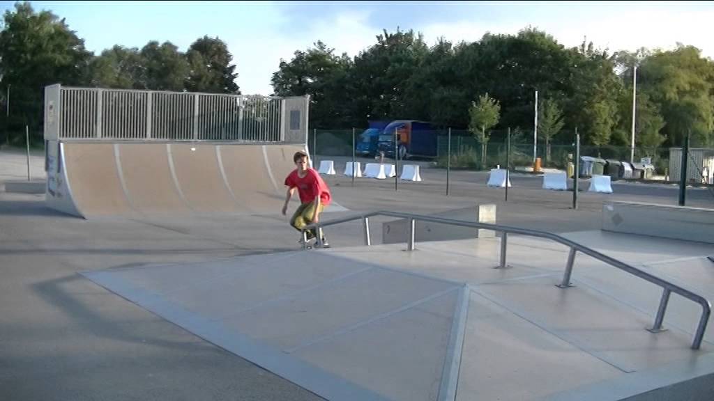 Skatepark Putte Ratland - YouTube