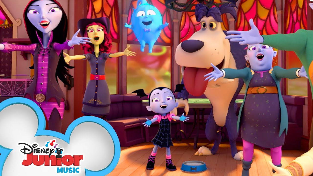 A Monster Always Lends a Helping Claw 👾 | Music Video | Vampirina ...