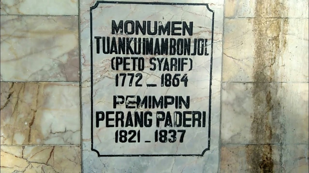 JALAN_JALAN DI MONUMEN TUANKU IMAM BONJOL | EQUATOR KHATULISTIWA KAB ...