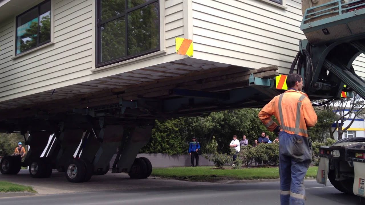 Relocating a house - YouTube