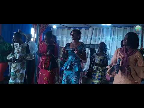 Tumshukuru Mungu kwa yote ame tenda ndani ya maisha yetu. Ni yeye aliye ...