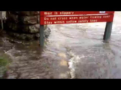 Lane Cover Weir in Flood