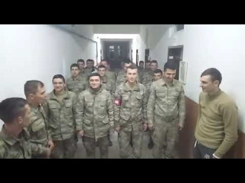 Askerin sevdiğine doğum günü süprizi. \