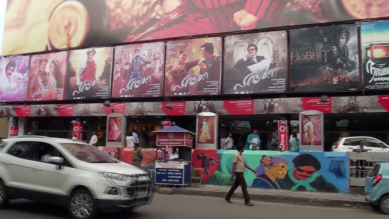 Linga Movie Screen Review - YouTube