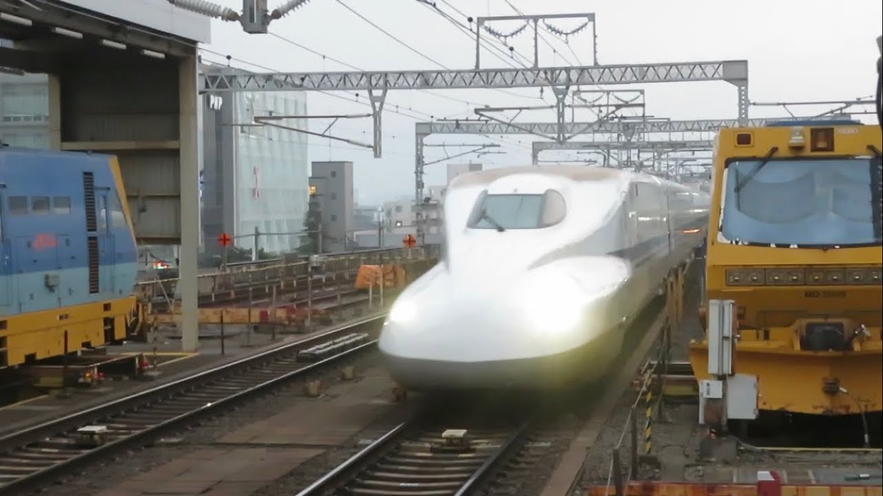 JR西日本 N700系5000番台 K1編成 のぞみ42号東京行 京都駅 入線 - YouTube