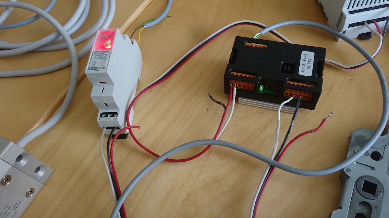 Geze K600 + Fuhr 881 - YouTube