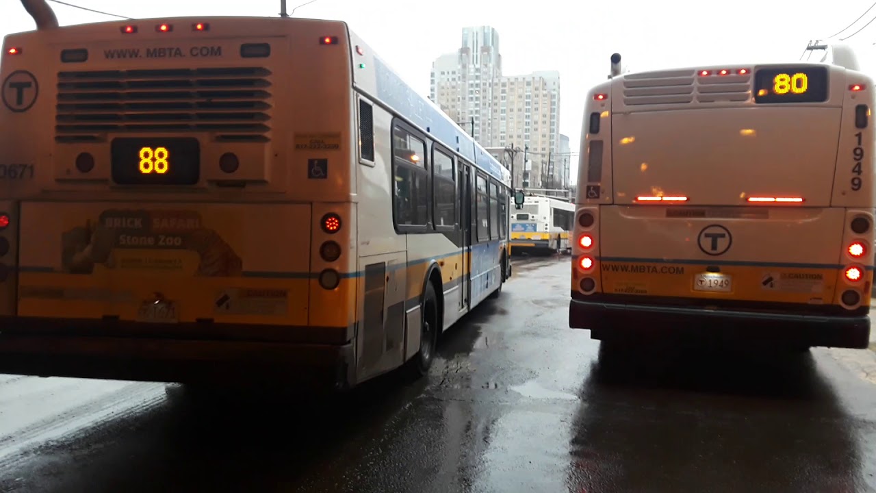 MBTA 2008 New Flyer D40LF Bus Route 88 Leaving Lechmere Subway Station ...