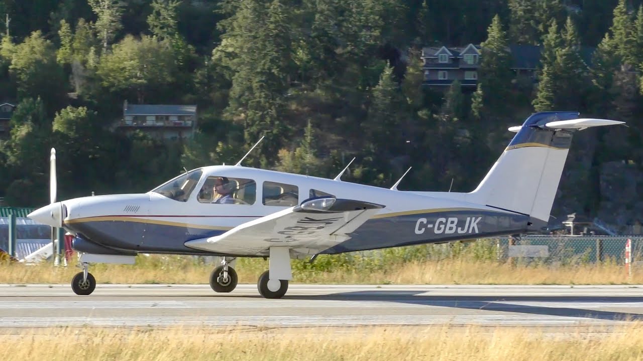 Piper PA-28RT-201T Turbo Arrow IV Takeoff - YouTube
