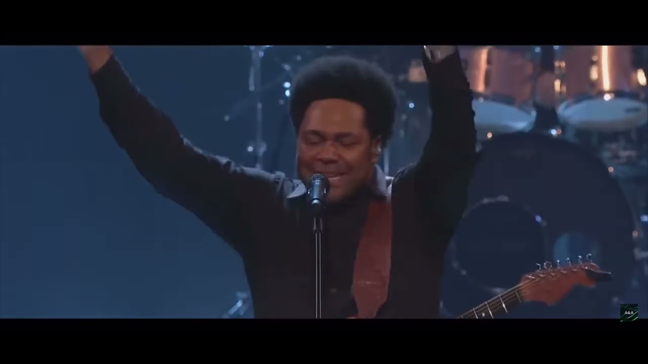 Al estar aquí + Tu fidelidad. Thalles Roberto - YouTube