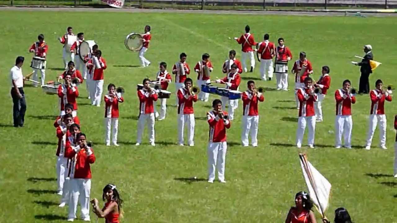 Santa María Latin Band en el festival de Abejas Latinas - YouTube