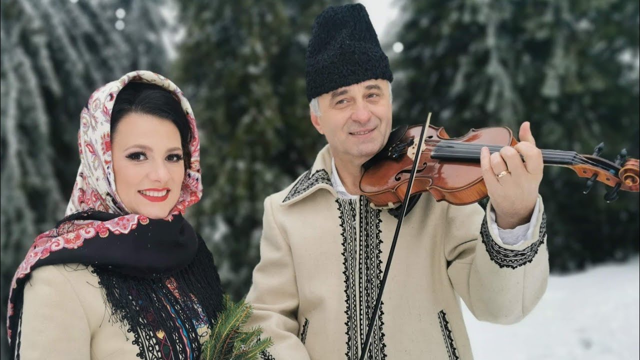 Georgiana Birsac - Am plecat sa colindam (Colind) - YouTube