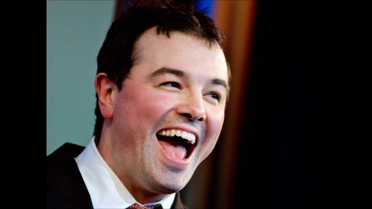 Seth MacFarlane sings I've got you under my skin. - YouTube