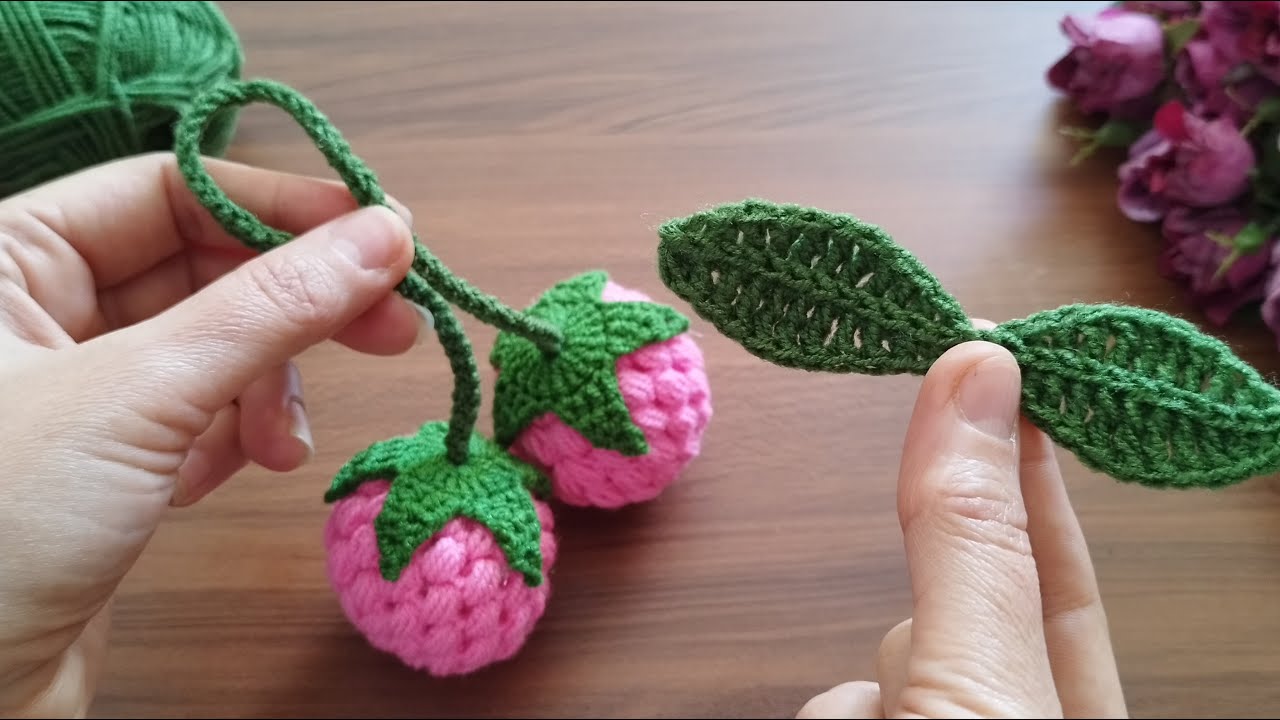 3D👌 amazing 3D flower key chain Crochet for beginners 💯 very useful key ...