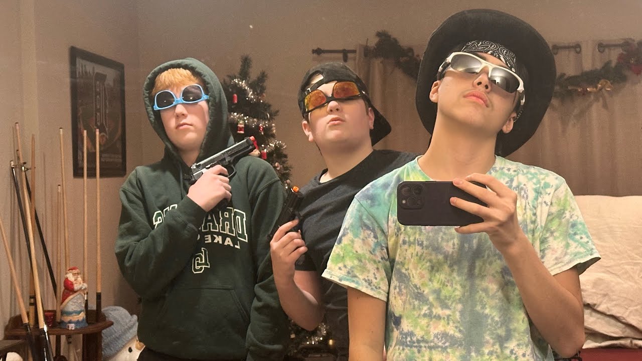 dreamwalk-10 (ft. Lil rice muncher, coco-blings, and lil lepercaughn ...