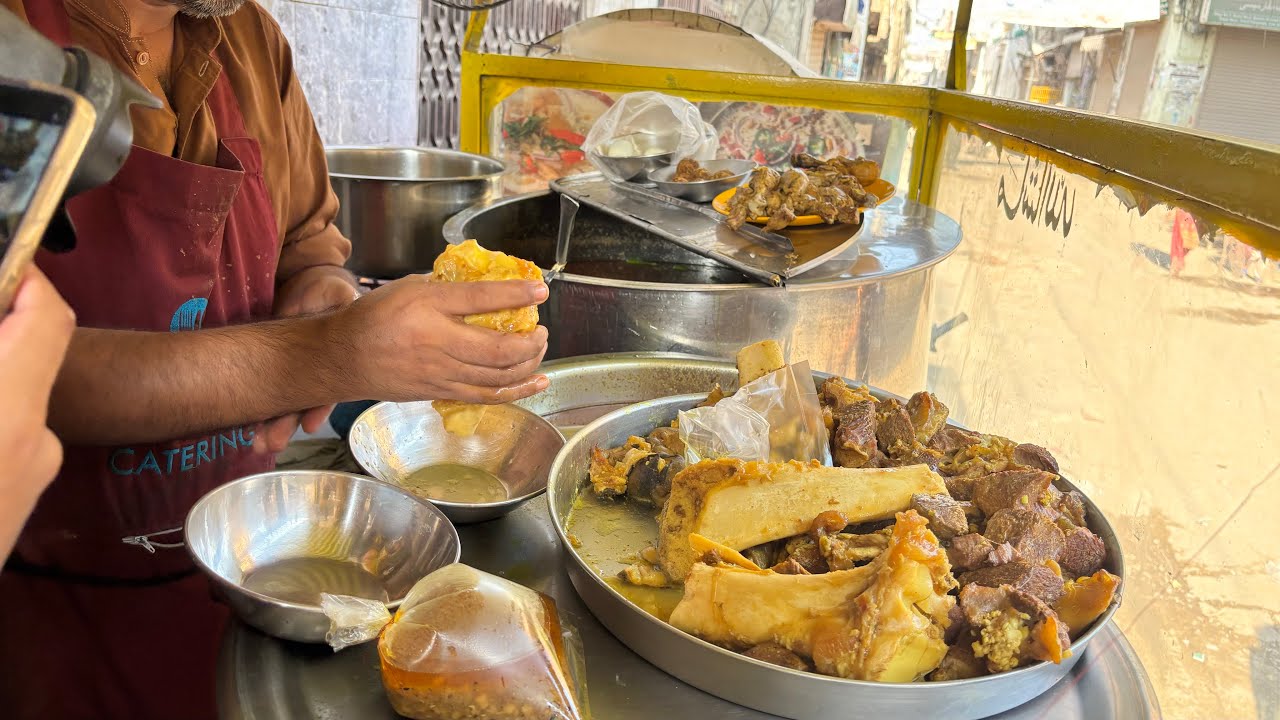 Very Delicious and Low Price Bong Paiy and Murgh Chanay - YouTube