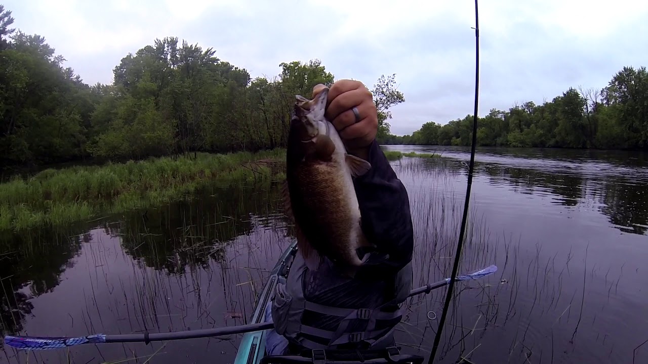 Wisconsin Small Mouth Bass Fishing - YouTube