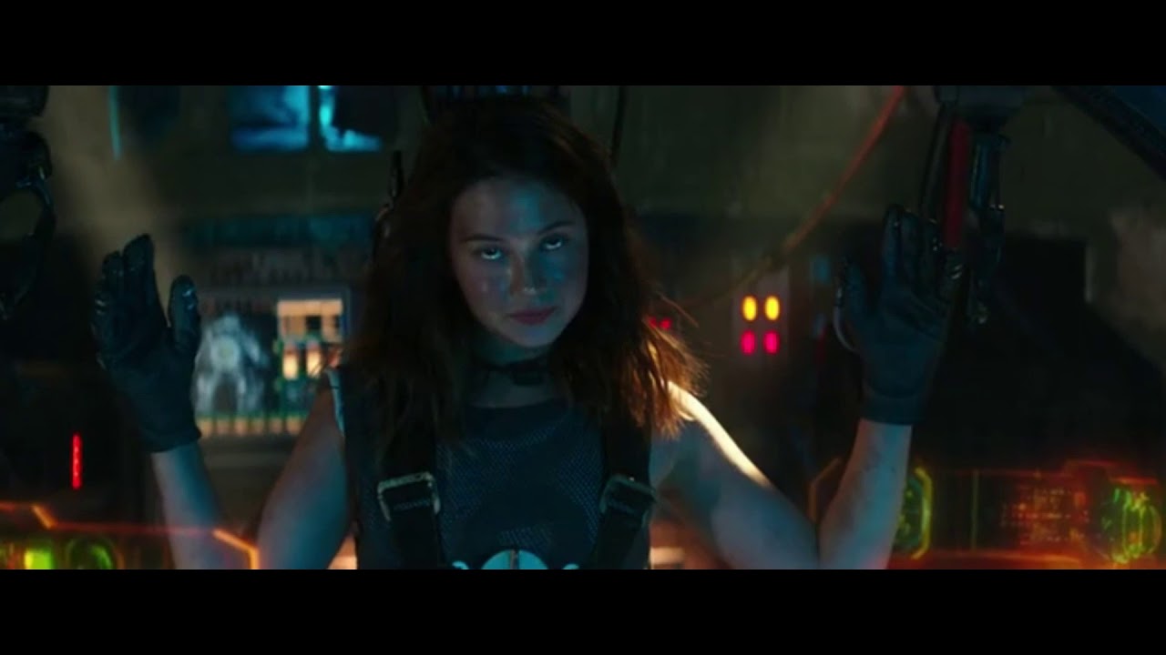 Little Girl Pilot Robot First Time and Get Into Trouble - YouTube