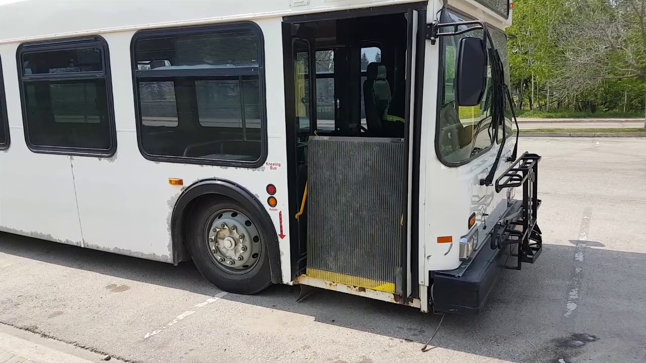 GovDeals: 1995 New Flyer D40LF 39 Passenger Transit Bus - YouTube