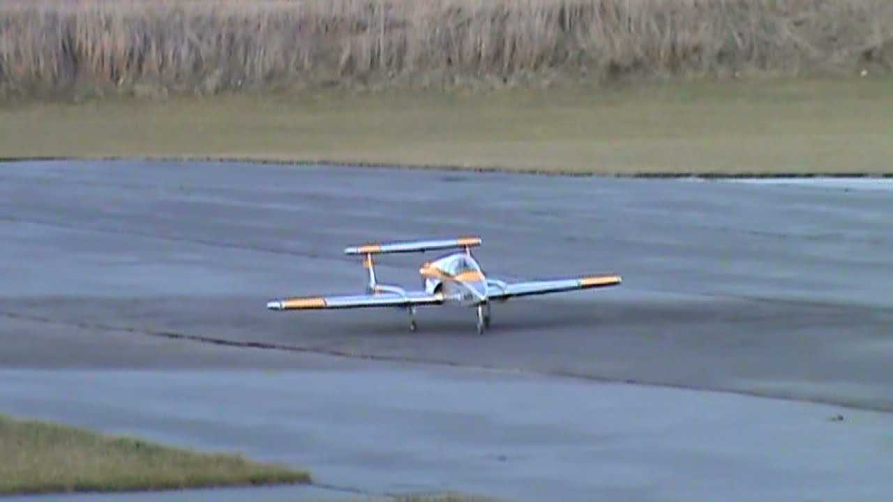 My Boomerang Sprint maiden (jetcat P100RX) - YouTube