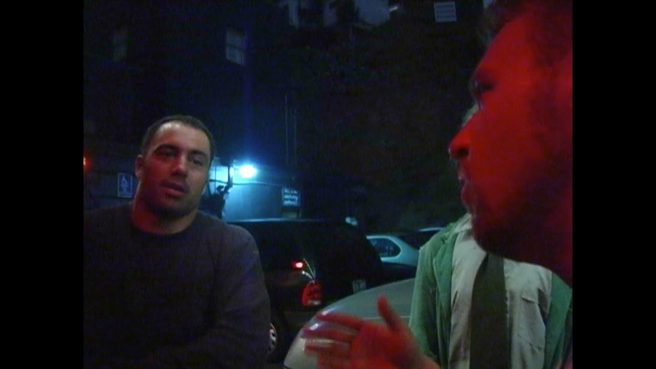 Joe Rogan Chokes Out Crazy Guy - Original version - YouTube
