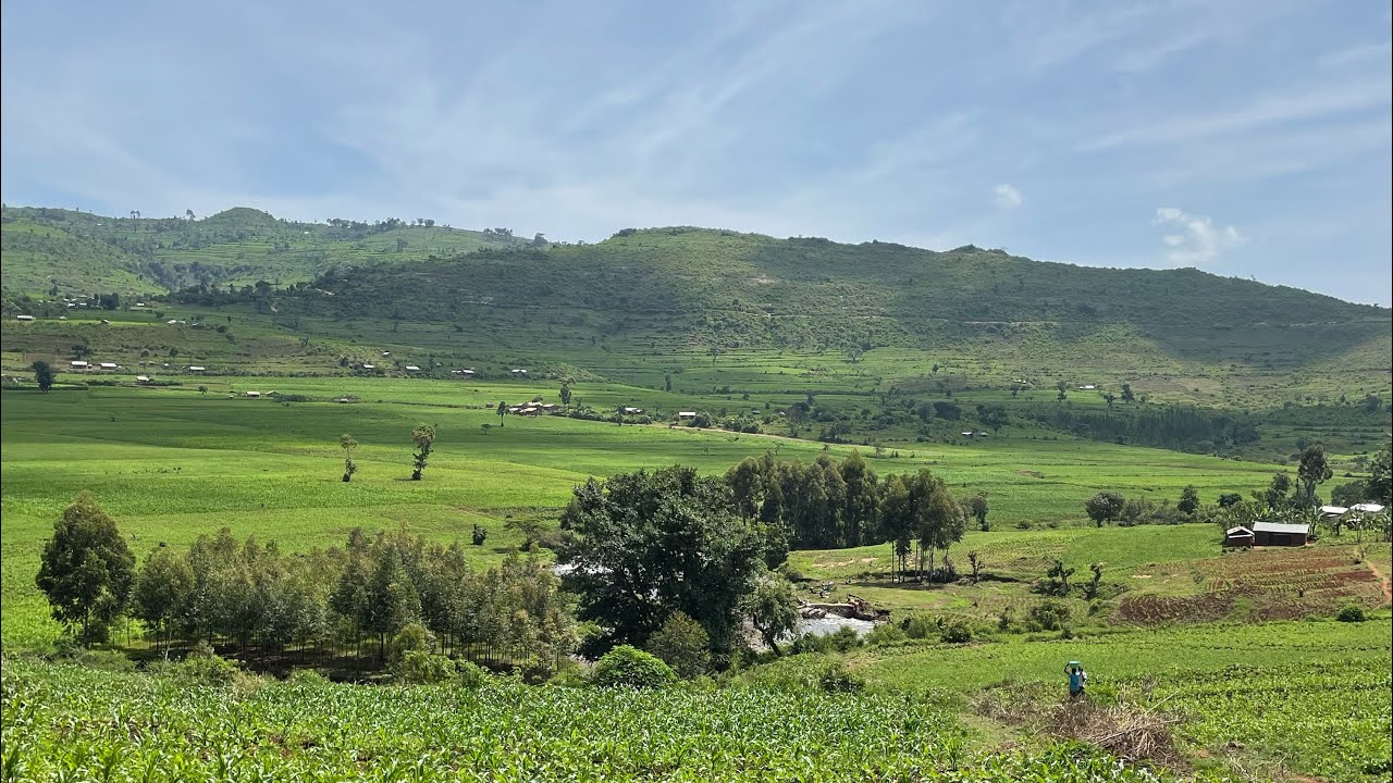 MT. ELGON UGANDA BEAUTIFUL VIEW OVER BUKWO TOWN COUNCIL - YouTube