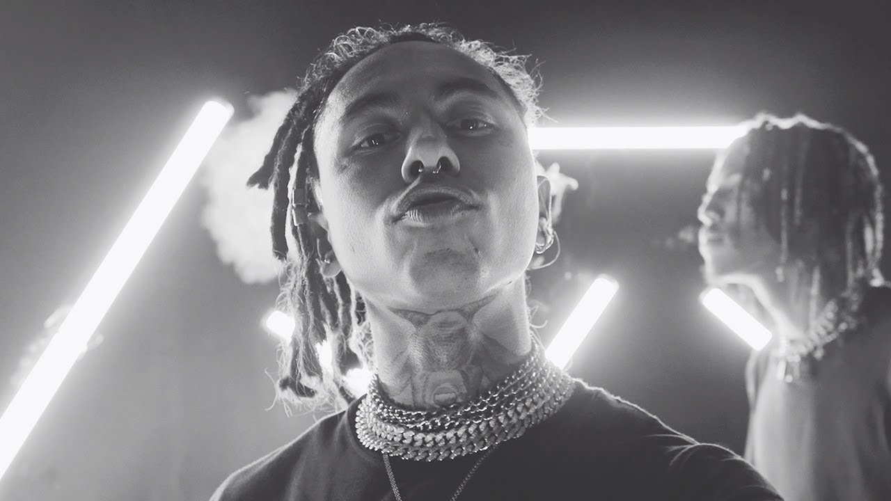 Gxx - Run My FaXe - YouTube