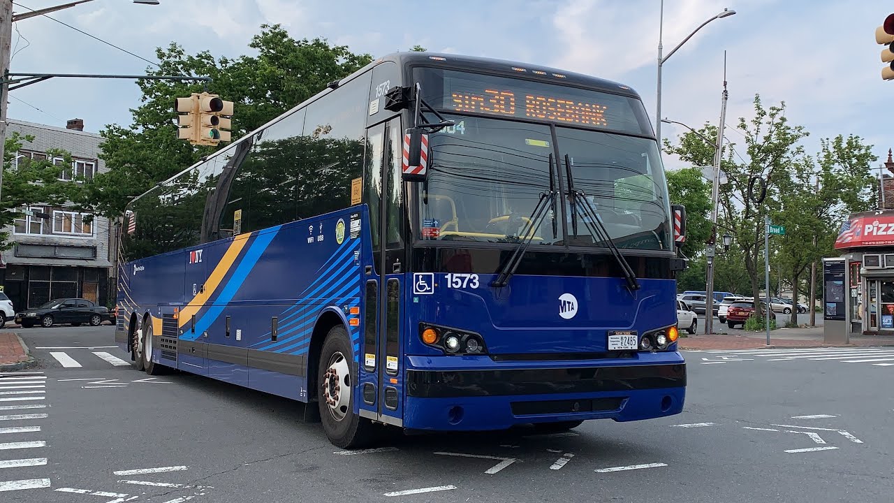 Rosebank Bound 2021 Prevost X3-45 1573 SIM30 Express Bus At Tompkins Av ...
