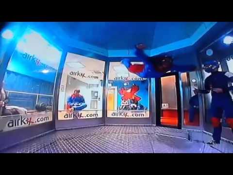 Gill Gauntlett up and away! Airkix March 2015 - YouTube