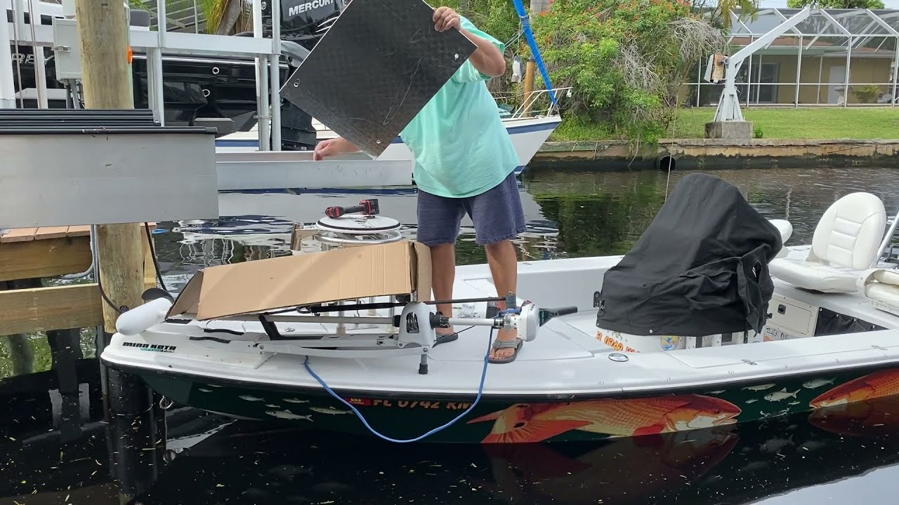 Boat Lift Extension Platform for motor flushing and maintenance - YouTube