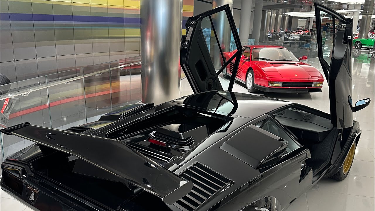 DREAM 90ies RAD Ferrari Testarossa vs Lamborghini Countach - YouTube