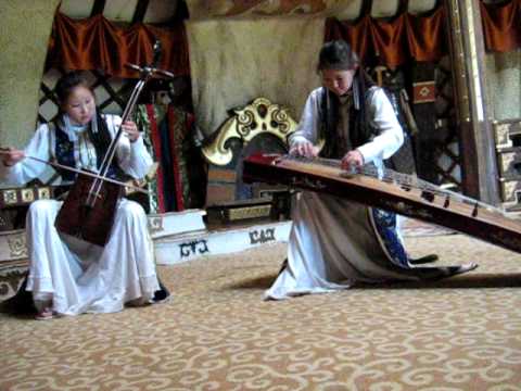 Mongolian folk music - YouTube
