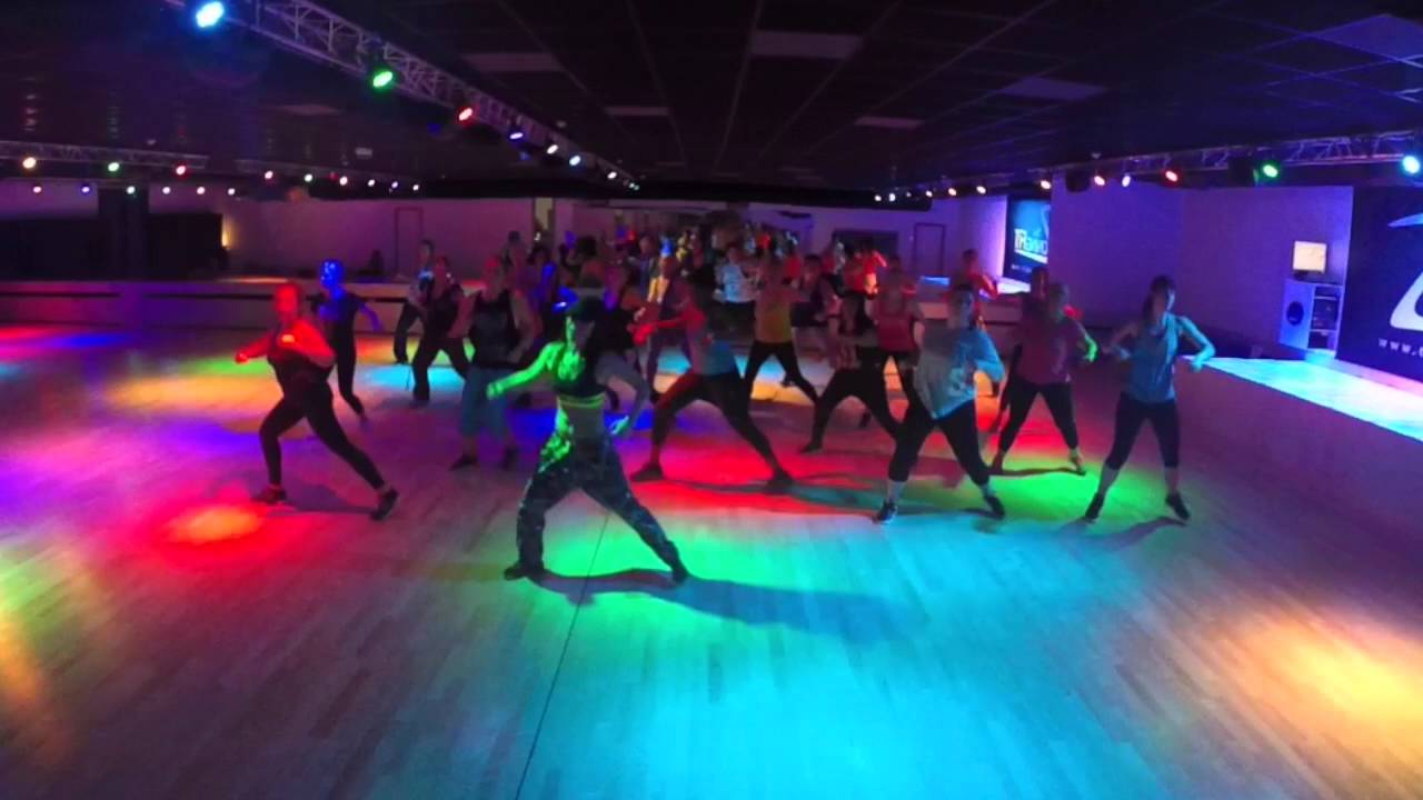 Calentura - Yandel - Choreo Araceli Cancino - YouTube