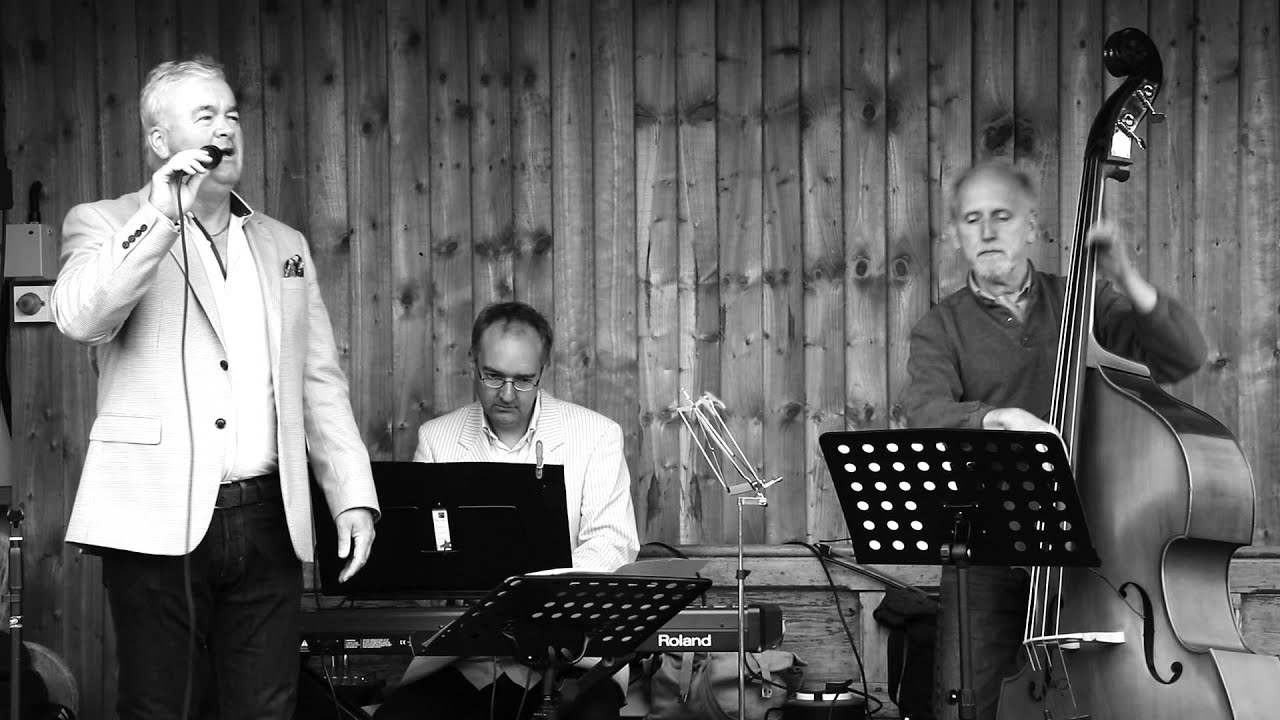 THE STEVE DOOLAN TRIO....(showreel) - YouTube