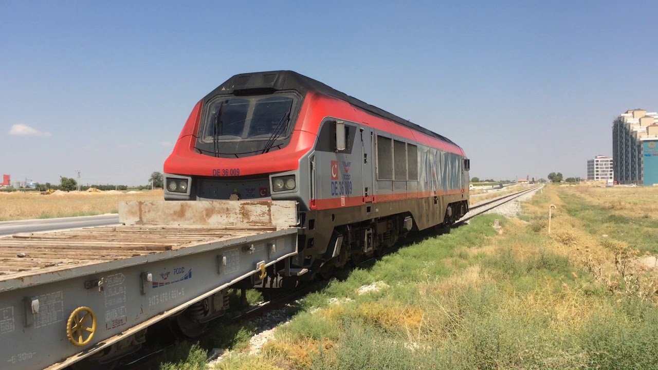 Fuel transportation by train 15000 tons carrying capacity TCDD - YouTube