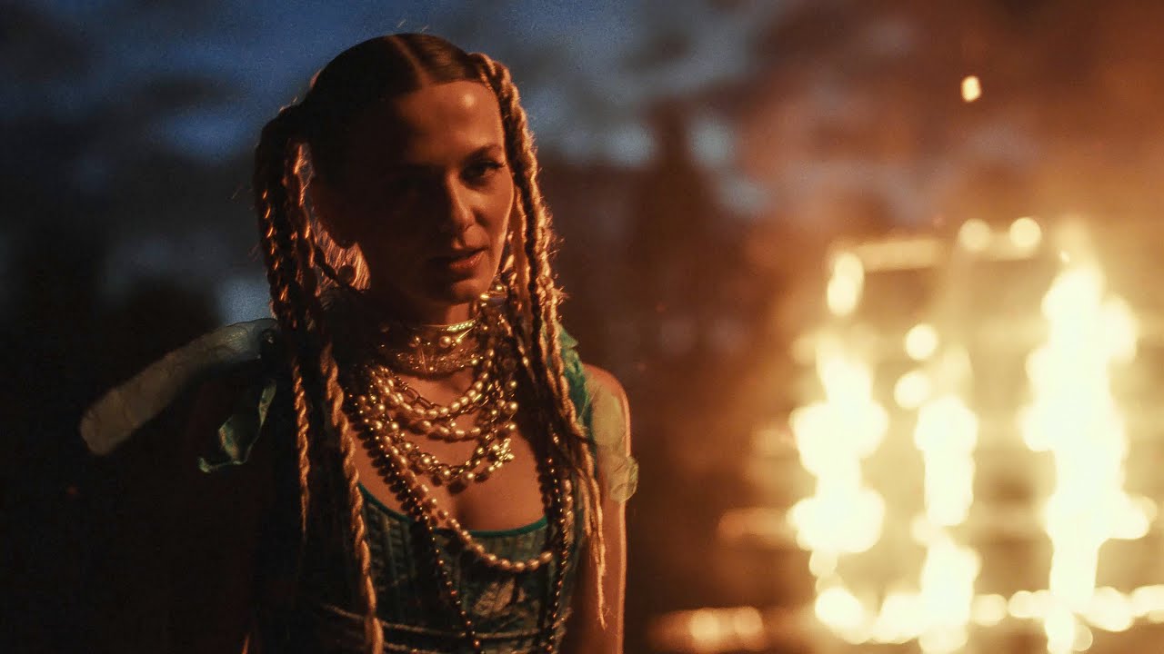 Lisa Pac - All In [Official Video] - YouTube