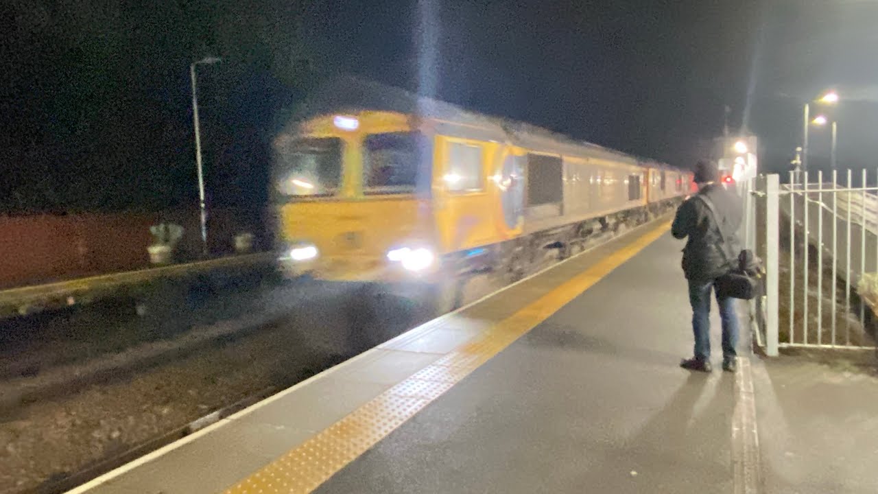 66715 66730 66779 66761 66705, with 195006 departing platform 1 18:37 ...