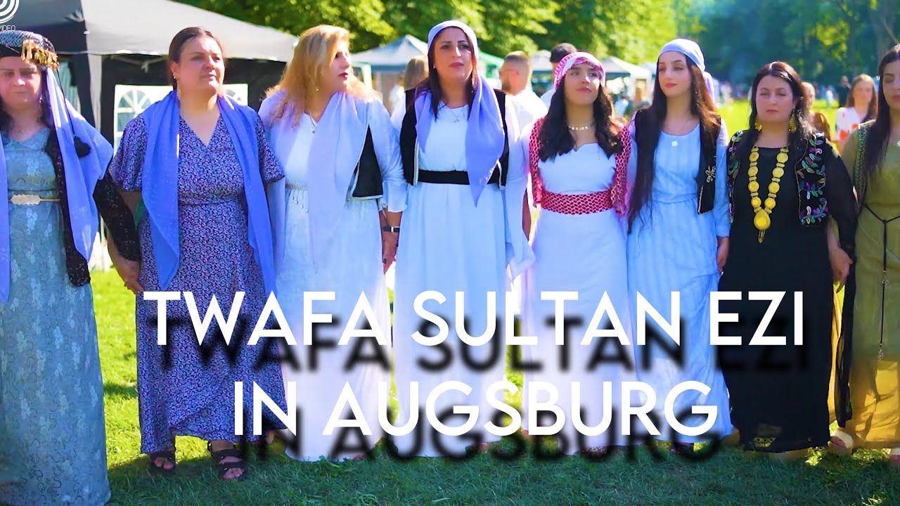 Twafa Sultana Ezi in Augsburg 2023 - Dhol u Zurna by Daka Video - YouTube