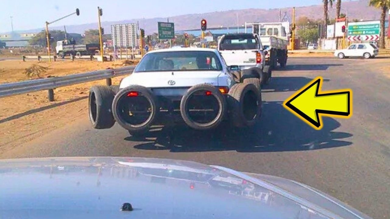 The South African Show Episode #007 | MJOLO Edition - YouTube