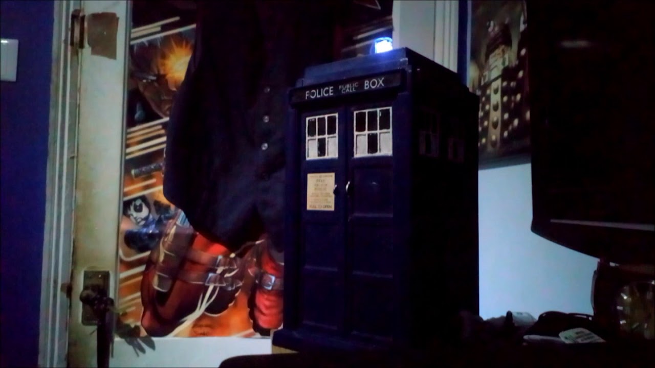 Tardis Landing - YouTube